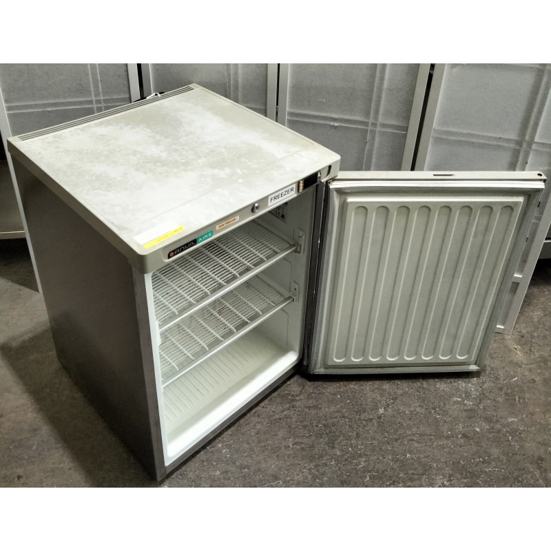 Anvil FBF0201 Underbench Single Door Freezer