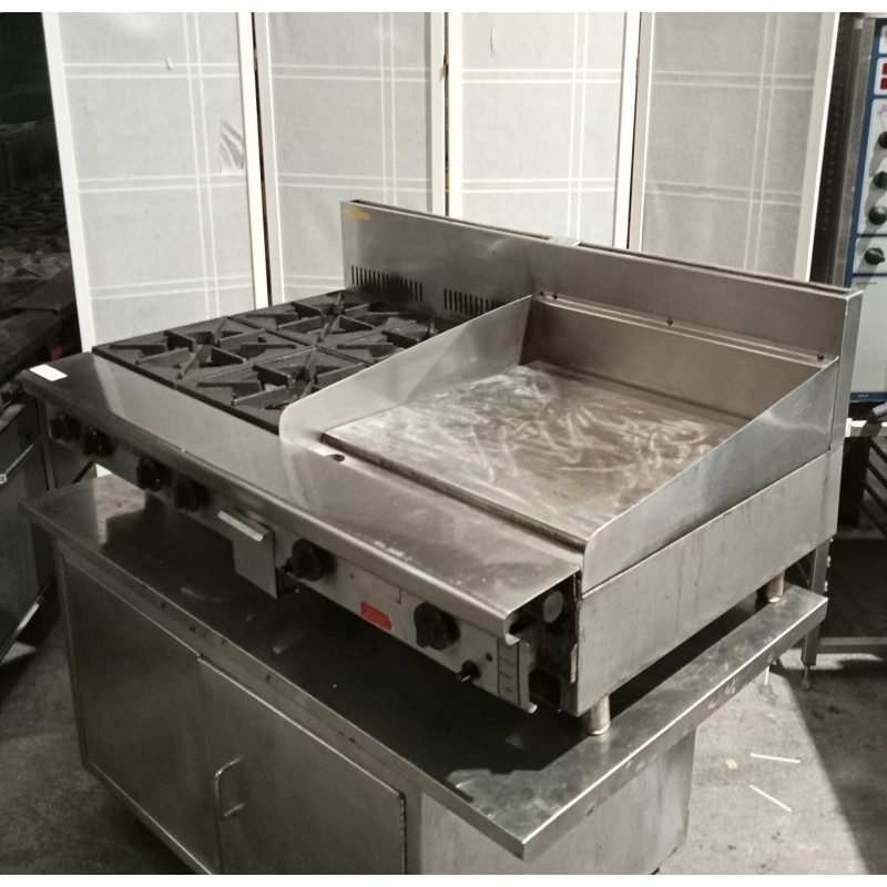 Pre-Owned Goldstein PFB24G4 Griddle and 4 Burner Combination Cook Top