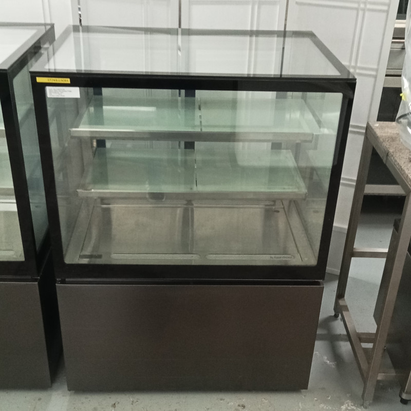 Used Anvil 900mm Double Shelf Cake Display Fridge NDSV3730