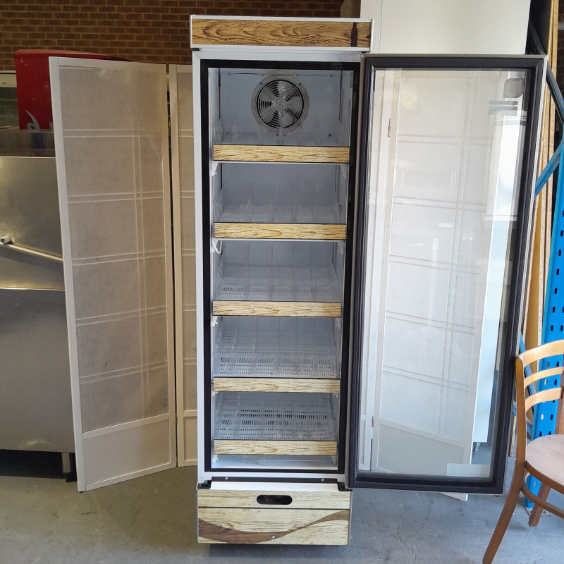 Used Skope B300-M BH31BW Single door Drink / Display Fridge