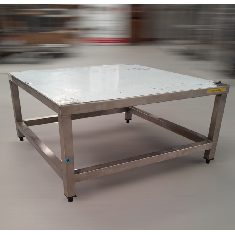 Used Low Stainless Steel Stand/Bench