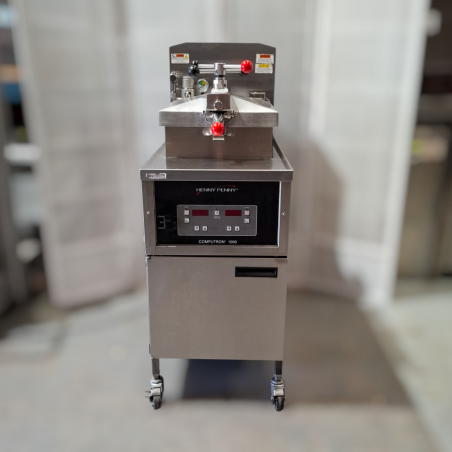 Used Henny Penny PFG 600 Pressure Fryer | Four Head | ST25UK385